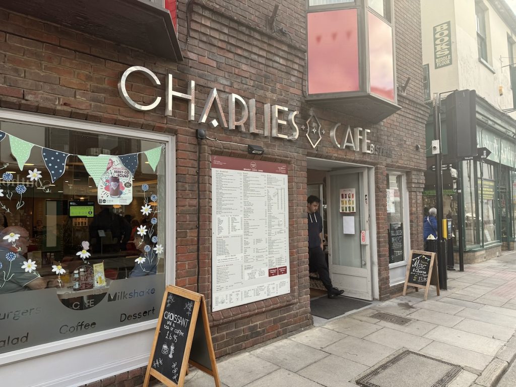 Charlie’s Cafe – Welcome To Salisbury!